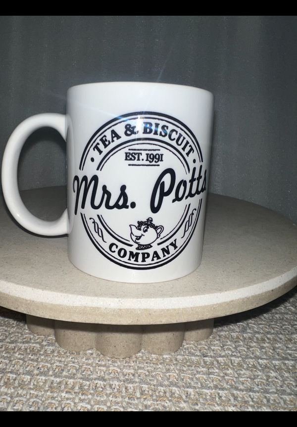 Mrs Potts mug – Moo’s cups and crafts